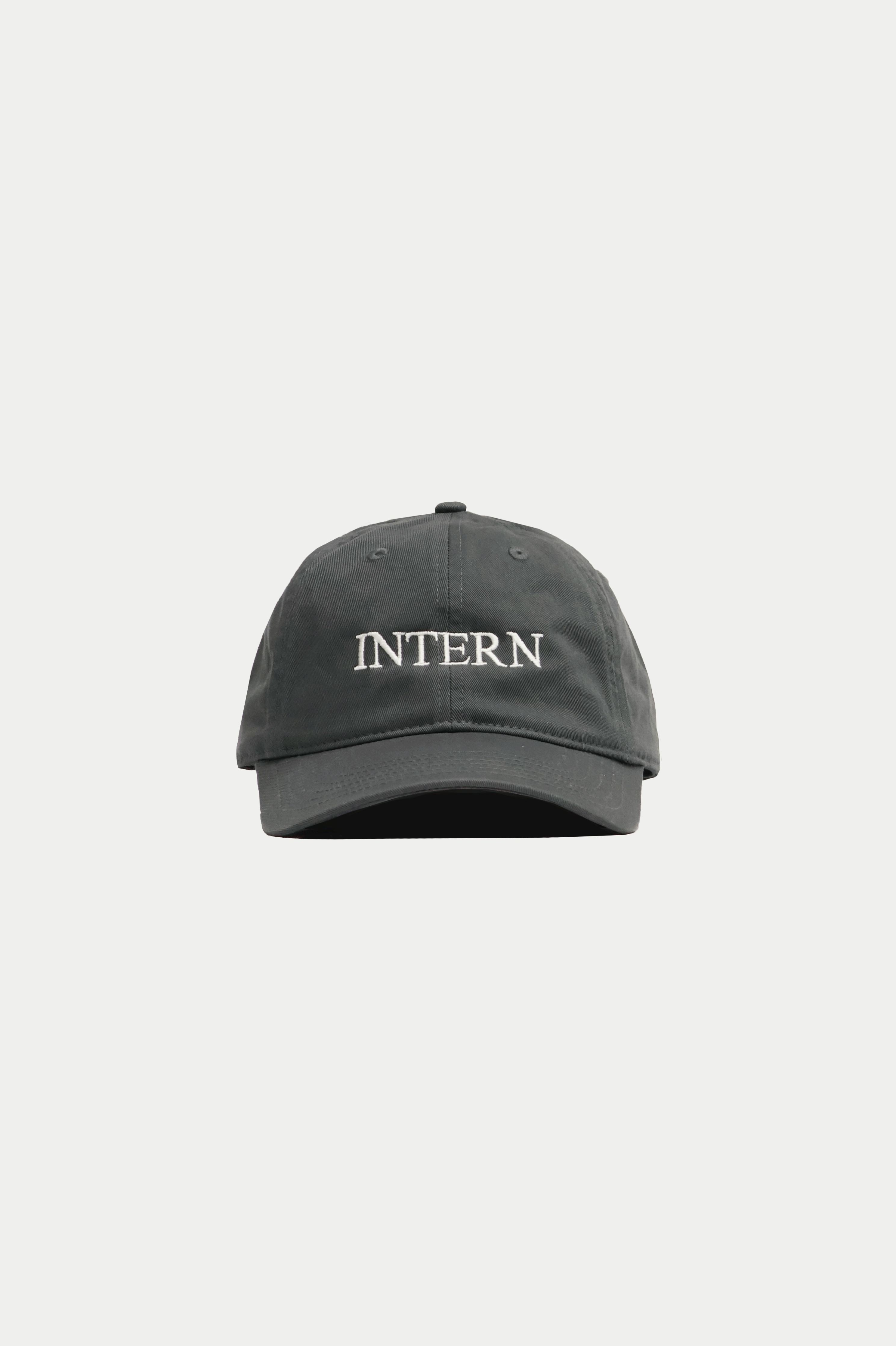 INTERN HAT Charcoal – BOUTIQUE ROMANTIQUE